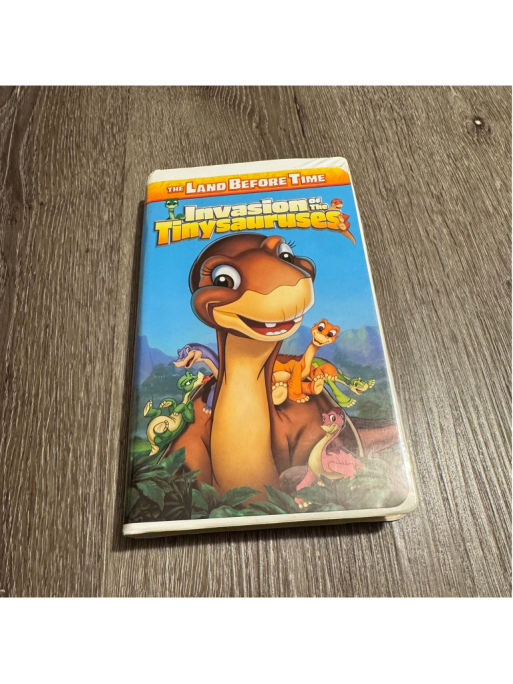 Universal | Media | Y2k 205 Universal The Land Before Time Invasion Of ...